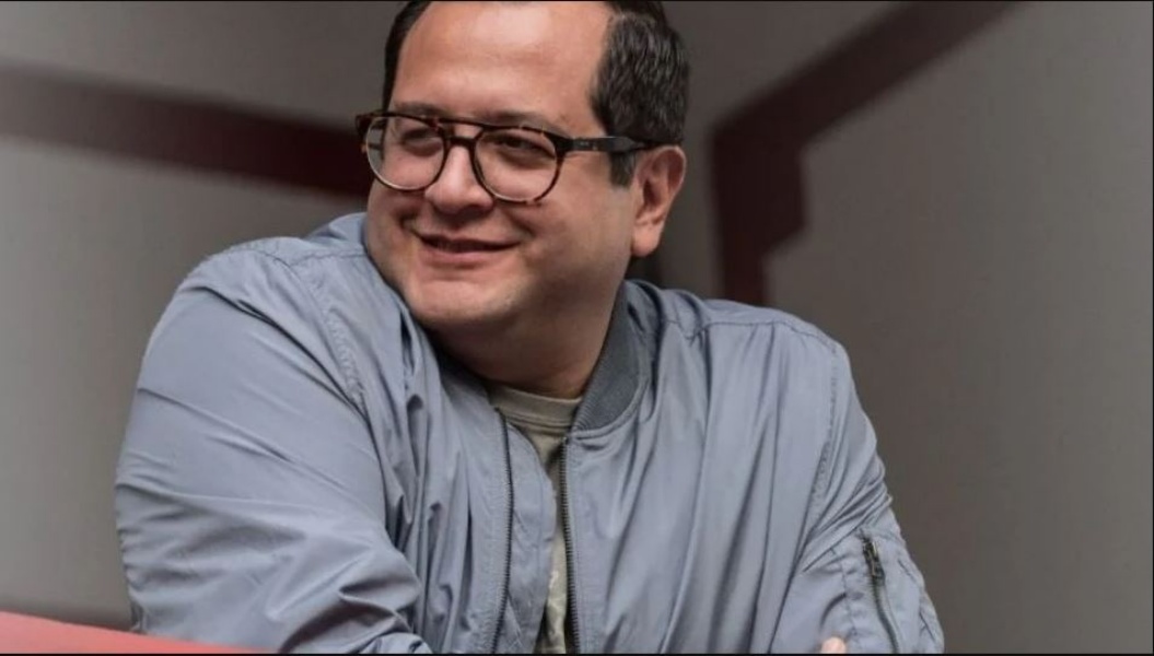 Hijo del presidente da la cara, pero oculta sus ingresos - ContrapuntoNews